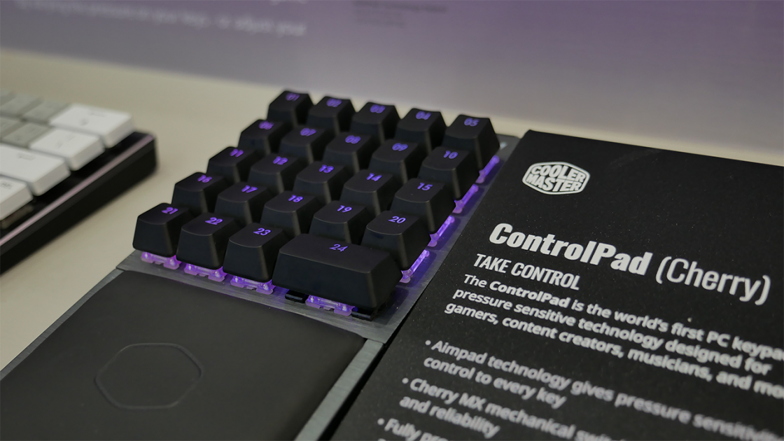 ไบร์ทโชว์ของ | Cooler Master ControlPad ที่มาพร้อมกับ Aimpad Technology